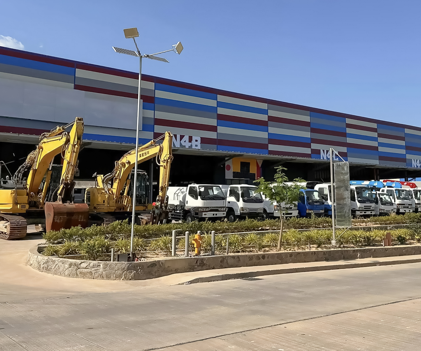About Us - LIMA TRUCKS