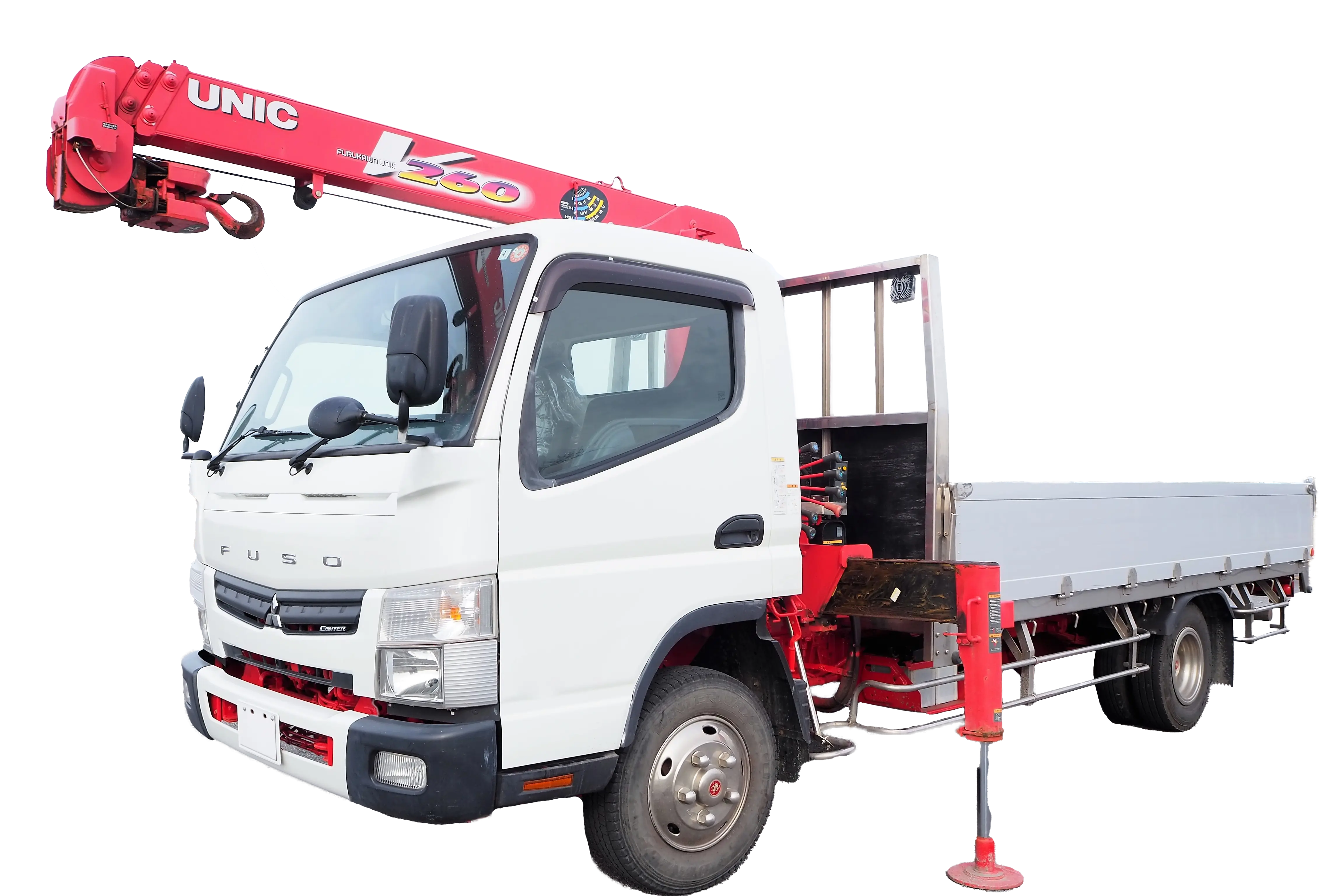 日本国内・国外への中古商用車販売専門店|株式会社 LIMA TRUCKS
